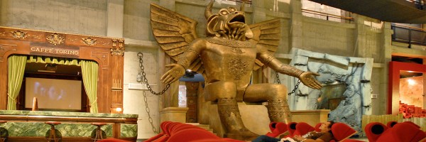 Moloch set up in front of Roman Colosseum: A sign of a growing ...