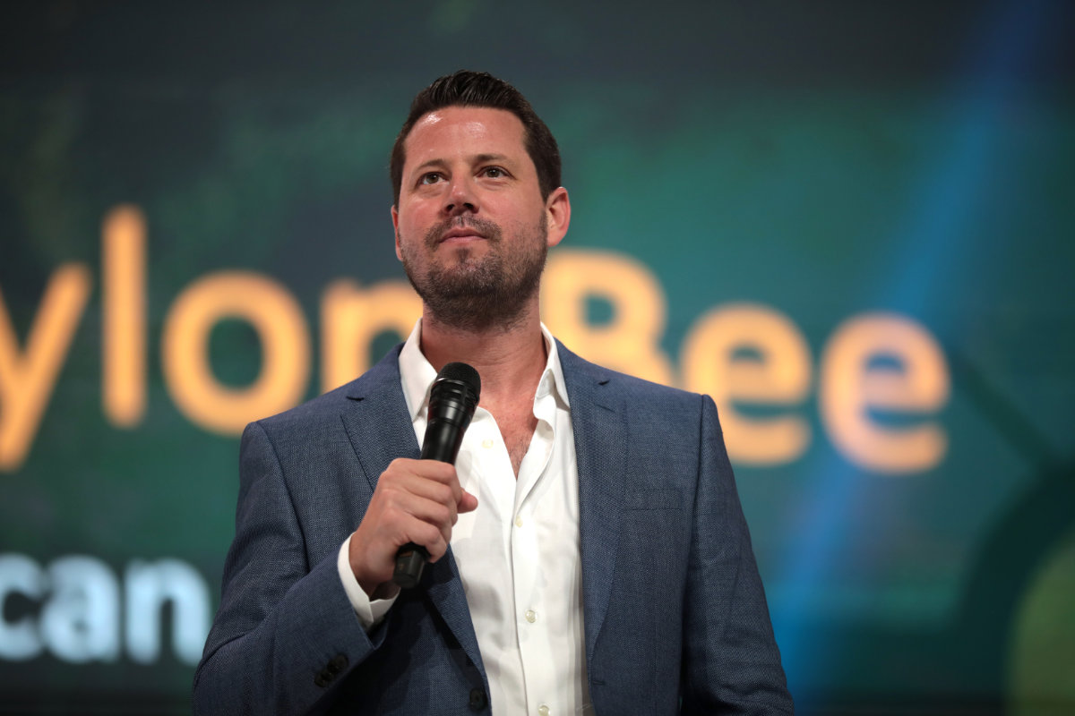 Babylon Bee’s Seth Dillon warns that ‘truth’ is under attack ...