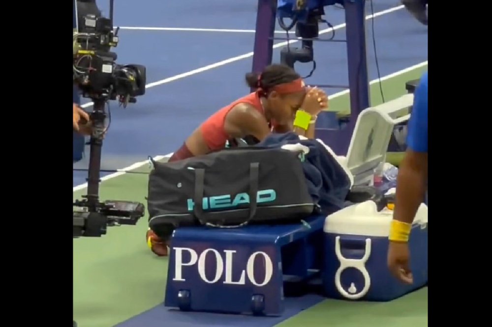 Tony Gungy corrects ESPN’s tweet about Coco’s moment of prayer after ...